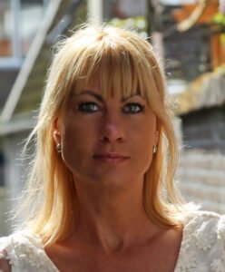 Boekrecensie Grenzeloze liefde - Kyra Rutgers